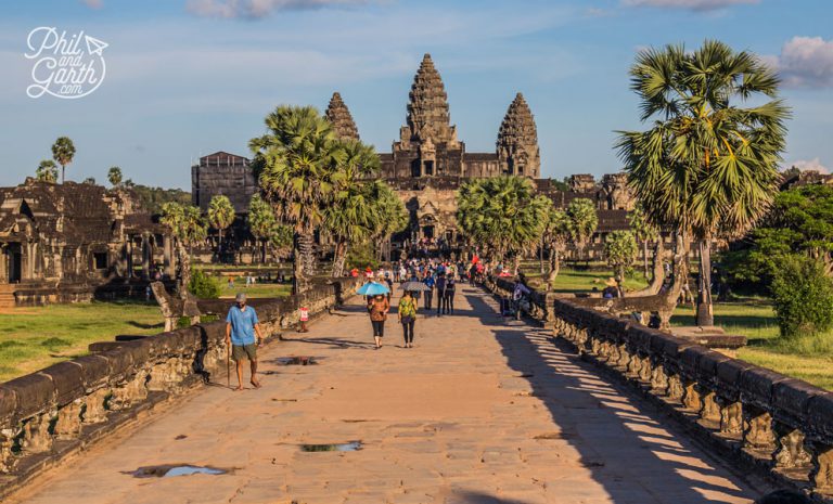 3 day trip of a lifetime to the magical temples of Angkor - Phil and Garth