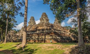3 day trip of a lifetime to the magical temples of Angkor | Phil and Garth