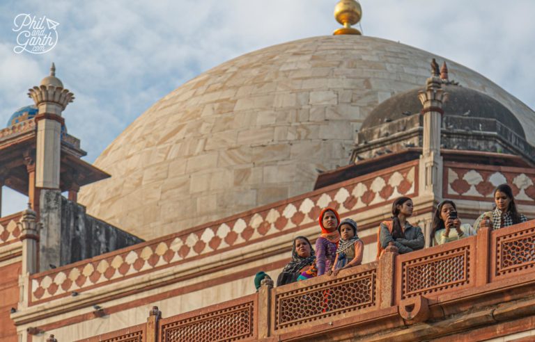 Delhi Sightseeing & How To Avoid Delhi Belly - Phil and Garth