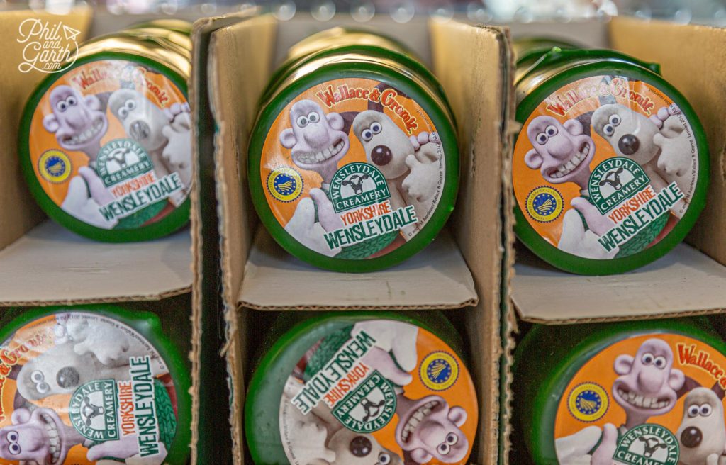 The Best Yorkshire Dales Villages and Attractions - Phil and Garth