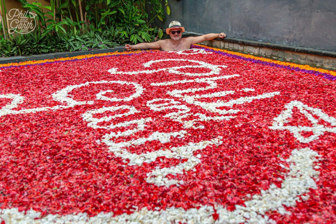 10 Things to know about getting a Bali flower pool - Phil and Garth